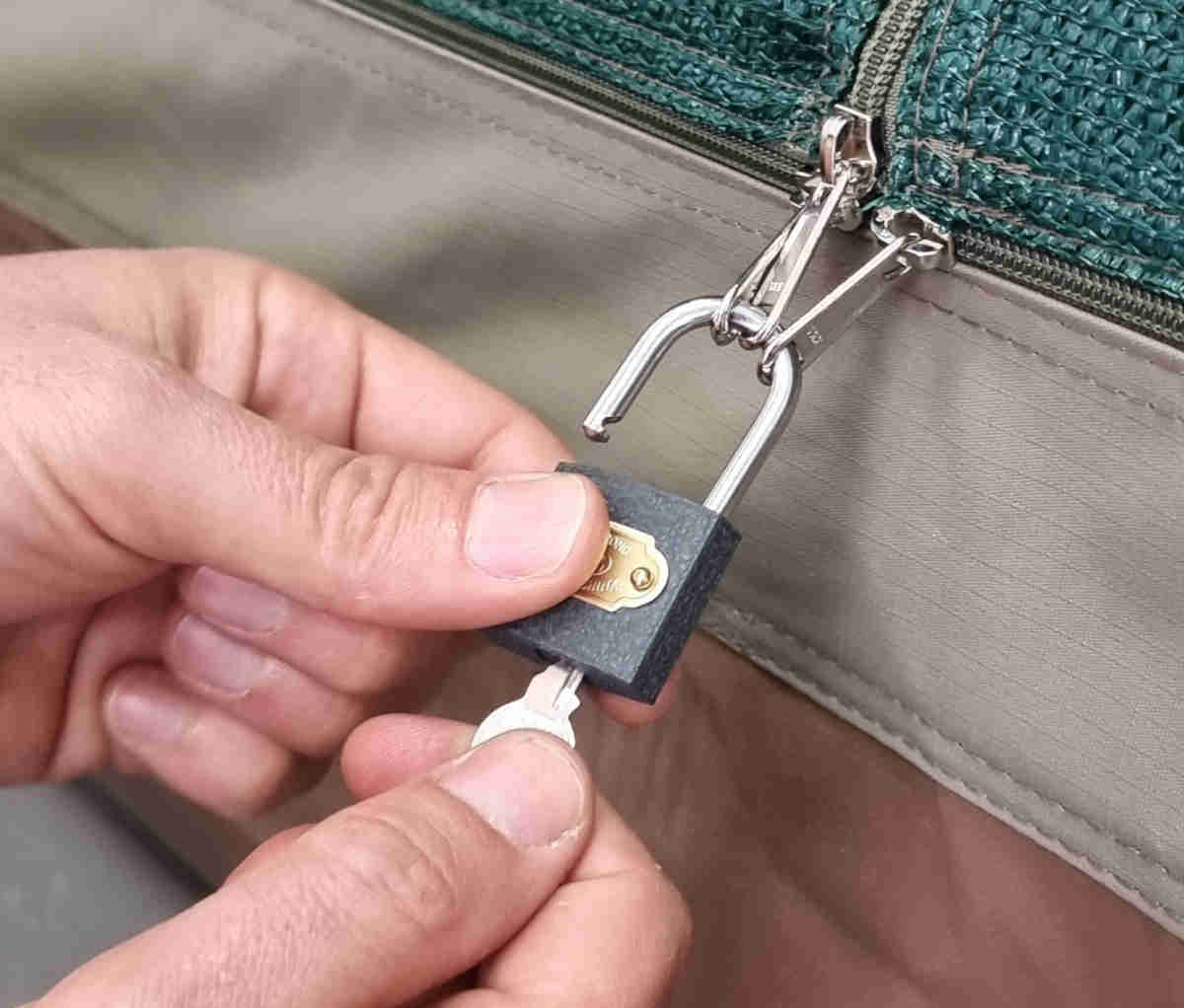 FALKSON Adventurer 5 | 4 person tent | 3x3m Bow tent | All weather can ...