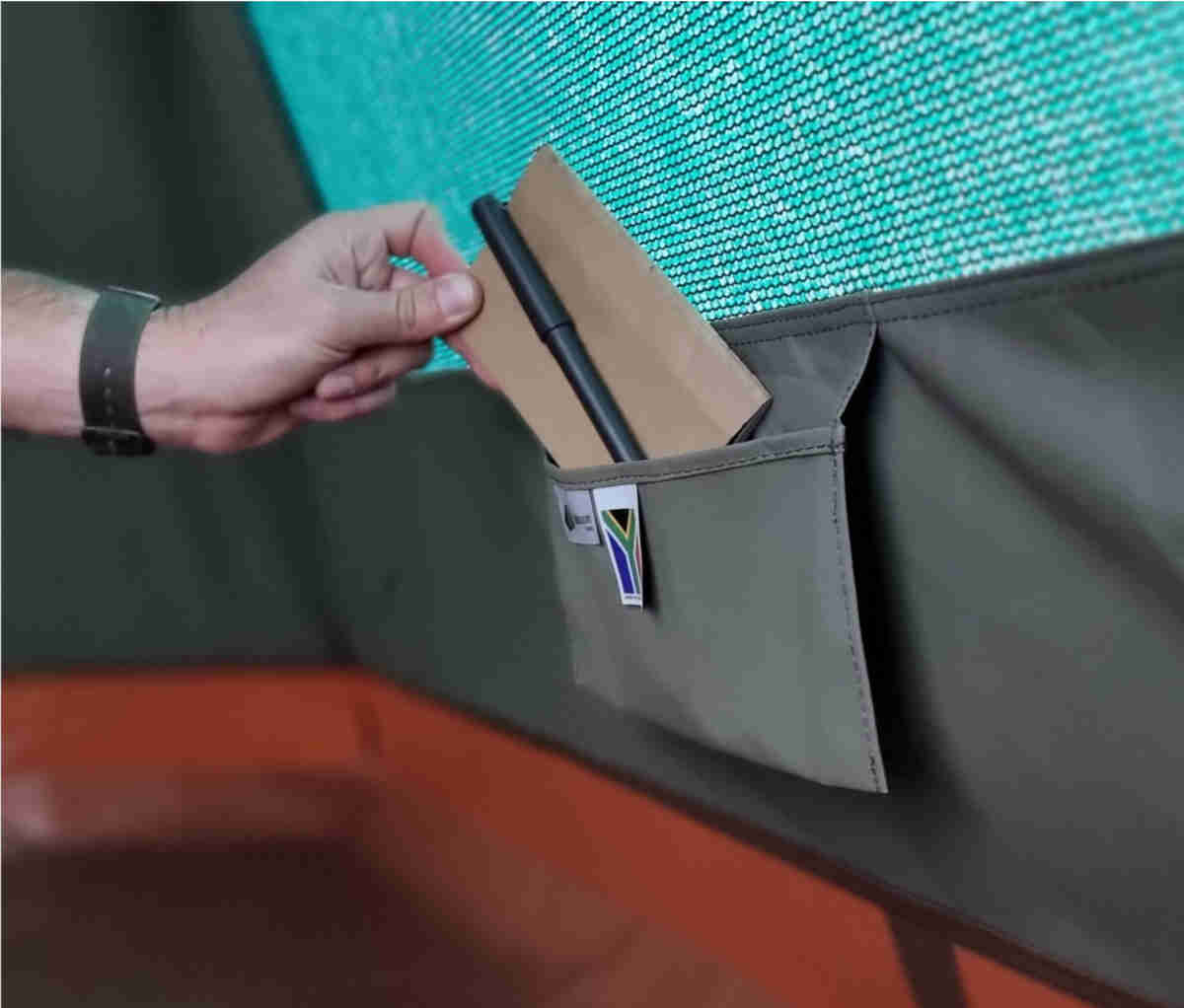 FVELDT Family Camper | 6 Person | Two room all weather canvas camping ...